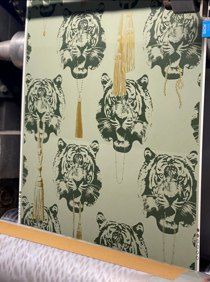 Coco Tiger Green - 1407 – Scandinavian Wallpaper